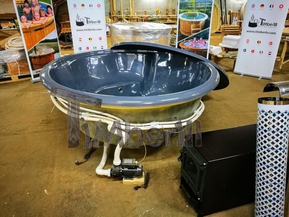 Outdoor Terrace Jacuzzi With Conical Walls Wellness (6)